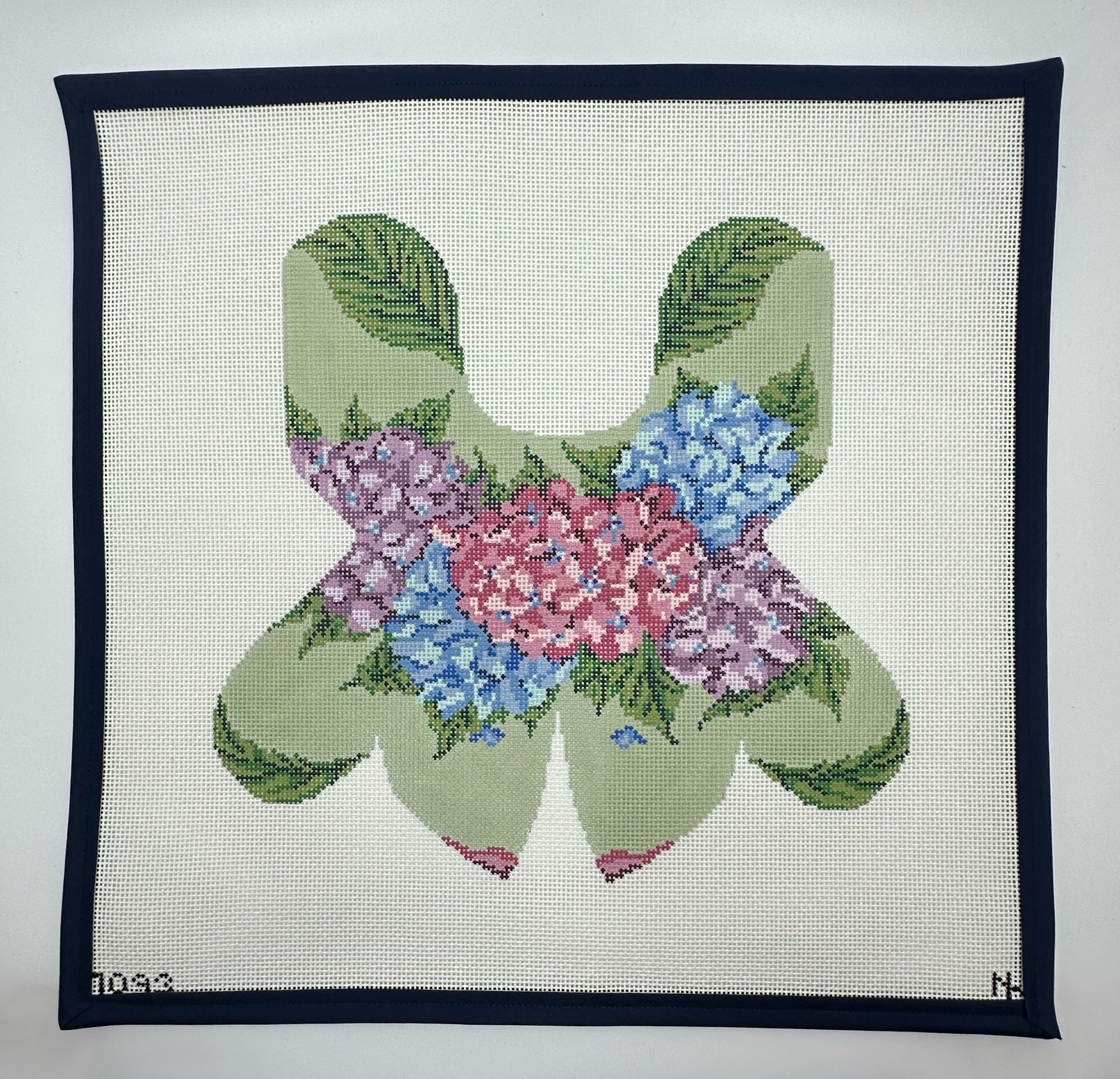 Hydrangea Frog – Three Palms Needlework